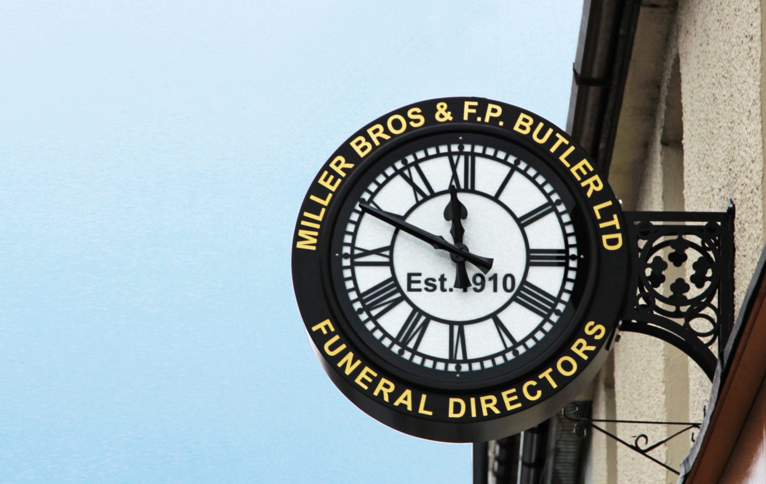 Double Sided Outdoor Clocks | Outdoor Clocks